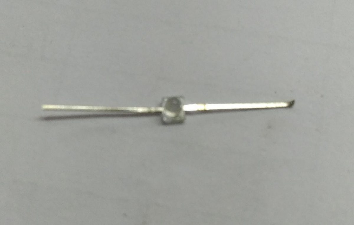 AXIAL GREEN LED Clear – Rajiv Electronics